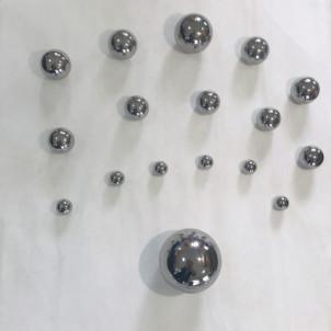 China HRc52 - 62 22mm Steel Ball , Metal Bearing Balls Mirror Polished surface for sale