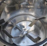 China Granular Plastic Vertical Color Mixer For Pellet Material Mixing for sale
