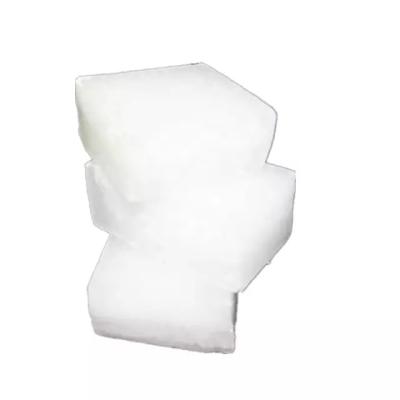 China Full Refined Paraffin Wax 58-60°C Melting Point with 0.5% Oil Content and 99% Crystalline Index for Industrial Applications for sale