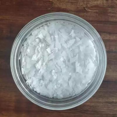 China PE Wax Lubricant for PVC Pipe Fittings - 58-74°C Melting Point, 75μm Particle Size Plastic Additive for sale