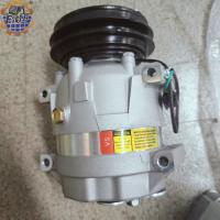 China 11Q6-90040 11Q6-90041 AC Compressor For R210-7 R210LC-7 Excavator Parts for sale