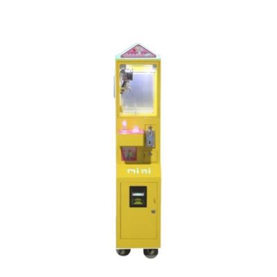 China Coin-Operated Mini Claw Machine for Amusement Game Centers Featuring Teddy Bears for sale