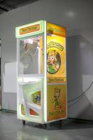 China Coin Operated Crane Claw Machine 80x90x205cm Arcade Game with CE Certificate for sale