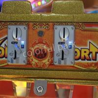 China Gold Treasure Hunter Coin Pusher Arcade Machine 54x93x145cm CE Certified for sale