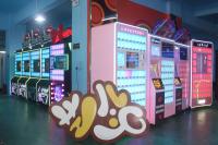 China Coin-Operated Three-Tier Lipstick Vending Machine 167x60x125cm CE Certified for sale