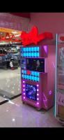 China Coin-Operated Three-Tier Lipstick Vending Machine 167x60x125cm CE Certified for sale