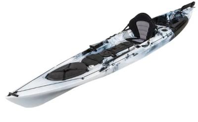China OEM Plastic Kayak Single-Seater or Two-Seater 300-500cm Rotomolded LLDPE Watercraft for sale