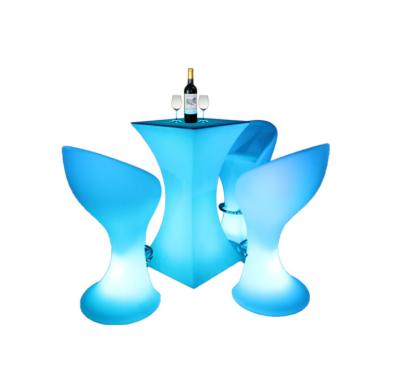 China Recyclable Roto Molded LED Bar Furniture Eco Friendly Custom Color Lightweight for sale