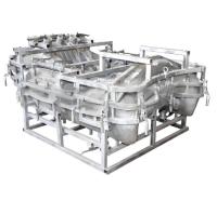 China Silver Aluminum Rotomolding Tooling Parts with Custom Rotation Shape and Polished Finish - 3.5m Diameter Capacity for sale