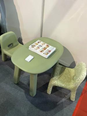 China Custom Roto Molded LLDPE Learning Table and Chair Set - 100 Piece MOQ with Custom Sizes and Colors for sale