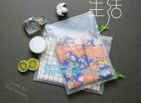 China costomize slider k pvc travel cosmetic bag, slider zipper bag with printing for clothes, Swimwear toiletry PVC Vin for sale