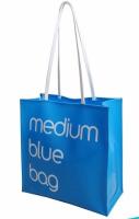 China summer laser shoulder bag fashion transparent PVC tote handbag with chain, Waterproof Transparent Shoulder Bag with Cosm for sale
