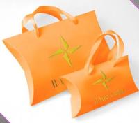 China Premium Quality Hot-Stamp Luxury Shopping Carrier Packaging Gift Paper Bag Gold,cosmetic carrier luxury brand paper gift for sale