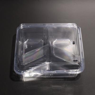 China 400ml PET Leak Proof Disposable Food Container 170x170x55mm 3 Compartment for sale
