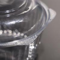 China Disposable PET Clear Plastic Food Storage Container 32g Leak Proof Round Takeaway Box for sale