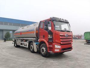 China Heavy-Duty 18000L Fuel Tank Truck for Crude Oil Transportation for sale