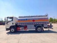 China Sinotruk HOWO 5cbm Heavy Duty Fuel Tank Truck for Sale for sale