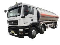 China Heavy Duty 8X4 Refuelling Tank Truck for Oil Transport for sale