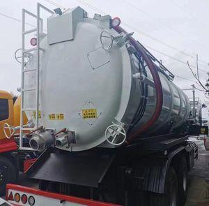 China Two Axis Vacuum Semi-Trailer Suction Truck with a Capacity of 25000L Sludge Suction Vehicle Vacuum Tanker for sale
