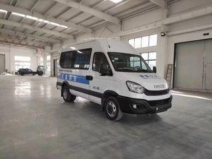 China Gasoline Diesel Version Ambulance Medical Rescue Vehicle Patient Transport Ambulance Datong Mobile Small Hospital Clinic Ambulance for sale