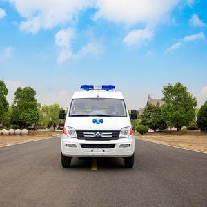 China Type 1 Mobile Hospital Ambulance Saic Maxus JAC Electric Ambulances Mobile Clinic Truck for Patient Transport and Treatment for sale