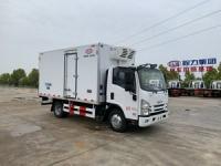 China Isuzu Small Refrigerated Truck for Transporting Fruits , Vegetables , Beef for sale