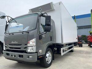 China 18t Isuzu Refrigerated Truck for Efficient Seafood Shipping 18t Isuzu 4X2 Refrigerated Truck Seafood Transport Truck Insulated Truck Fresh Meat Transport Truck for sale