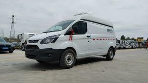 China Ford Insulated Vaccine Transport Truck for Global Distribution for sale