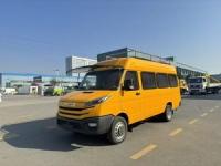 China Emergency Rescue Vehicles Are Used for Transporting Multiple People for sale