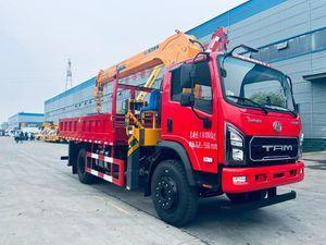 China Best-Selling 4X4 Car Crane Truck and 8t Straight Arm Car Crane Truck for sale