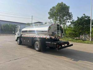 China Isuzu 4X2 Water Sprinkler Truck with 5 Ton Tank Capacity Factory Delivery for sale