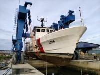 China Diesel Generator Powered Hydraulic Boat Lift Crane 300t 350t 4 Tires 8Tires Gantry Crane for sale