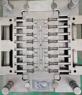China PA6 Custom Molded Plastic Parts S136 Plastic Emitter Mold Adjustable for sale