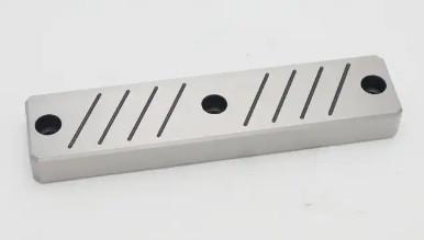 China S136 Plastic Injection Molded Parts S50C ABS Oil Groove Wear Block Mould for sale