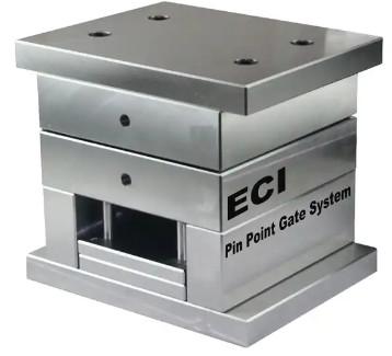 China Plastic Injection Mold Base Cavity LKM NAK80 High Temperature Resistant for sale
