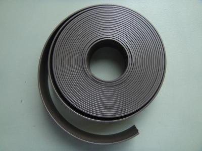 China 500GS-2000GS Rare Earth Flexible NdFeB Magnets Wear Resistant Rubber Magnetic Strips for sale