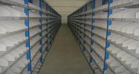 China Medium duty rack warehouse shelving for garage shop stockroom steel storage shelf  workshop spare parts storage steel boltless shelving warehouse rack for sale
