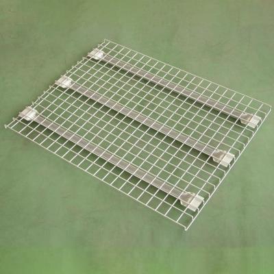 China Galvanized Steel Wire Mesh Decking for Pallet Racking 500-2000 kg Load Capacity Custom Size for sale
