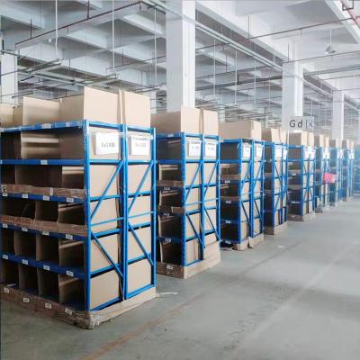 China Boltless Adjustable Warehouse Racking Heavy Duty Pallet Storage System 500kg/Layer Load Capacity 80x40mm Upright for sale