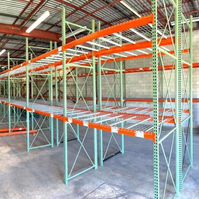 China 5100lbs Capacity Teardrop Pallet Shelving System with 96-300