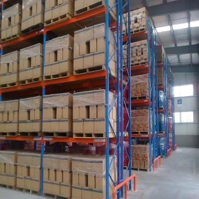 China Heavy Duty Pallet Racking System Steel Warehouse Storage Shelves 4000kg Capacity for sale