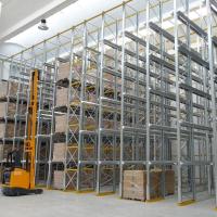 China Heavy Duty Drive In Racks Steel Pallet Storage Racking 2000kg Capacity Custom Size for Logistics Warehouse for sale