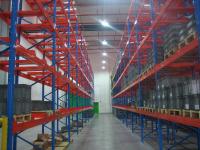China Durable Adjustable Arm Cantilever Rack for Heavy Loads in Industrial Environments for sale