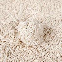 China Guar Gum Natural Cat LitterSand Flushable Highly Absorbent Tofu Clumping Litter for sale