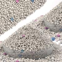 China Starhong Ball Shape Bentonite Cat Litter 0.8-3.8mm Dust Free Clumping Natural Clay Pet Supply for sale