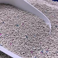 China Grey Spherical Bentonite Cat Litter 0.8-3.8mm Natural Clay Dust-Free Fast Clumping Pet Care for sale