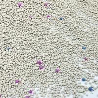 China Fast Clumping Bentonite Cat Litter Highly Absorbent Strong Deodorizing ECO Friendly Pet Products for sale