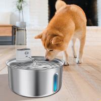 China Ultra Quiet Smart Water Dispenser 5.5L 880g with 5000mAh Battery for Pets for sale