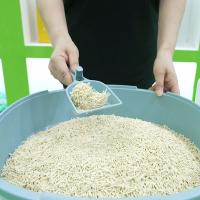 China OEM/ODM Natural Plant Tofu Cat Litter 1.5mm-3mm Diameter Dust Free Fast Absorbing Bulk Supplier for sale