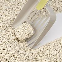 China Eco-Friendly Tofu Cat Litter 1.5mm-3mm Dust Free Super Clumping Natural Plant Fiber Pet Litter for sale